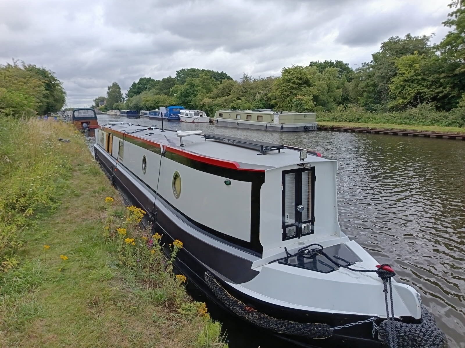 Dutch barge sale - General Boating - Canal World