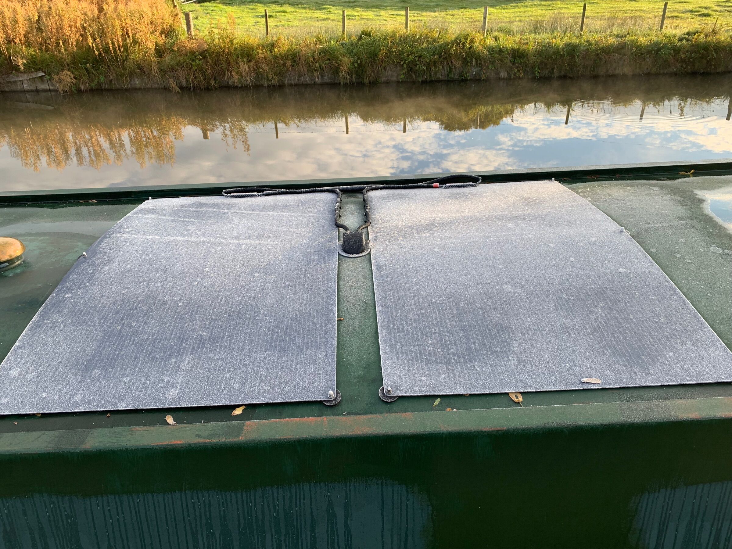 Flexible solar panel mount - Boat Equipment - Canal World